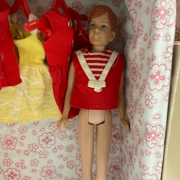 Barbie | Toys | Rare 964 Vintage Skipper School Days Off Yellow ...